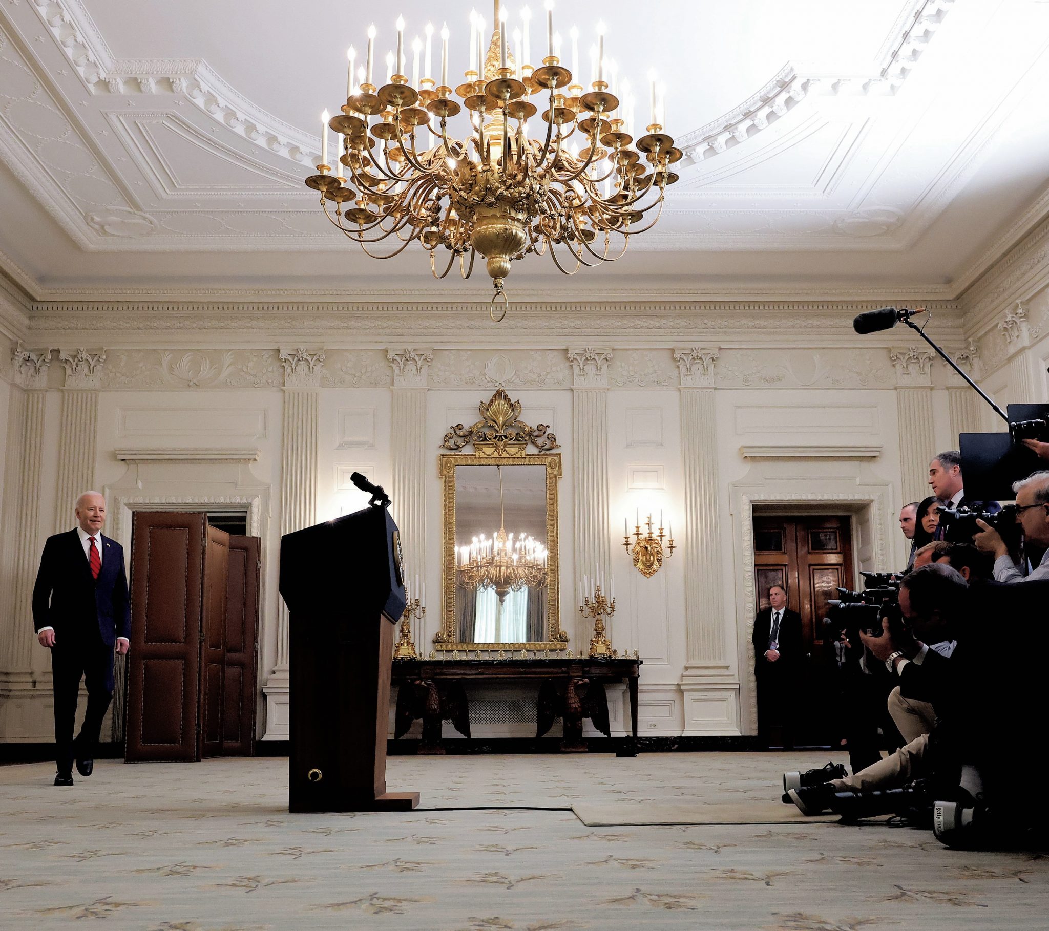 Politics Review 2024-11-01 - Hodder Education Magazines